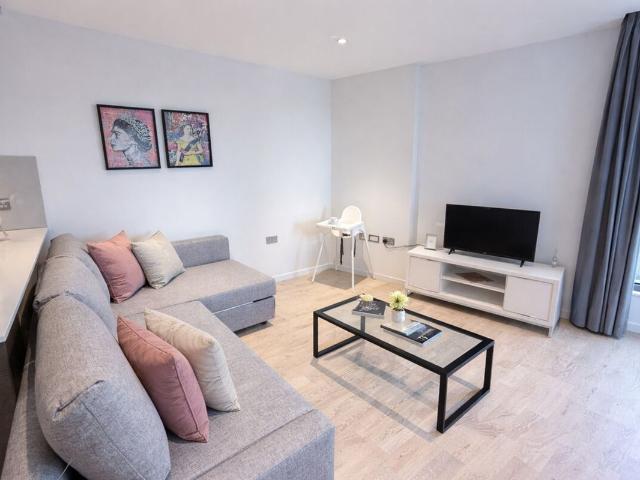 London Borough Of Camden NW1, 3 bed flat to rent, £7,642 pcm | PrimeLocation
