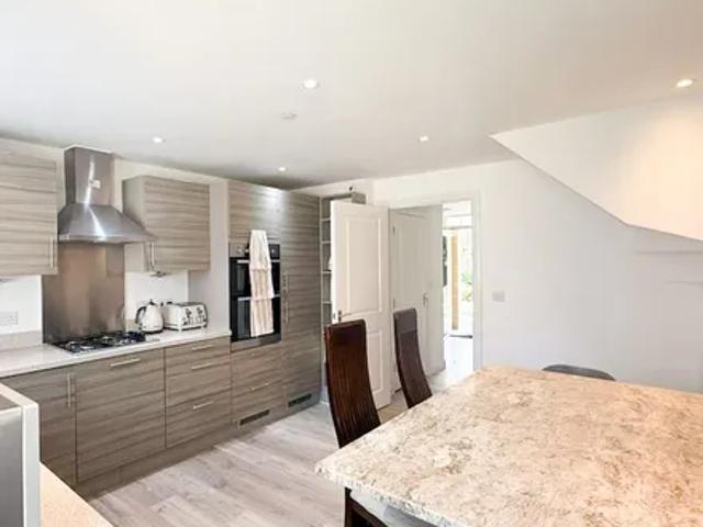 London, BR2 9TF, United Kingdom | 4 bed townhouse for rent #147253716 | Rentberry