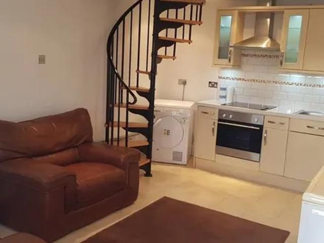 London, DA15 8DT, United Kingdom | 5 bed house for rent #96200414 | Rentberry