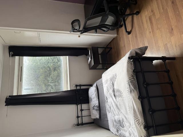 London E14, Room to rent, £750 pcm | PrimeLocation