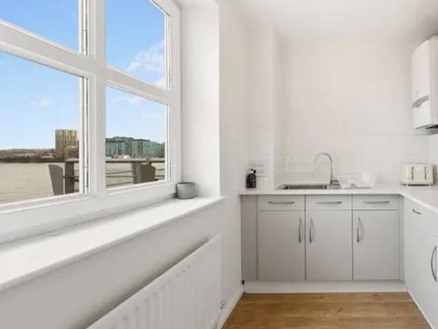 London, E14 3GD, United Kingdom | 2 bed apartment for rent #167305340 | Rentberry