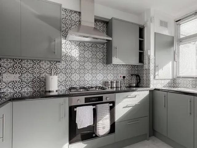 London, E14 6AX, United Kingdom | 3 bed house for rent #133397196 | Rentberry