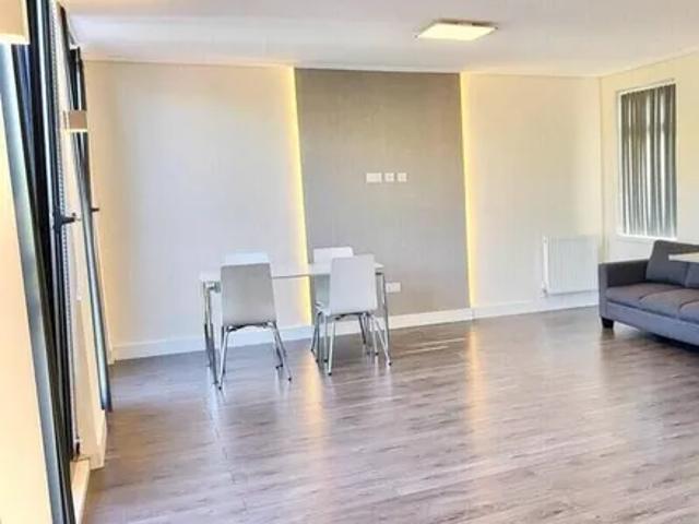 London, E14 7DL, United Kingdom | 2 bed apartment for rent #133208003 | Rentberry