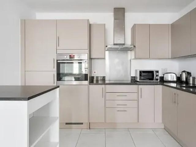 London, E14 7FQ, United Kingdom | 2 bed apartment for rent #149473590 | Rentberry
