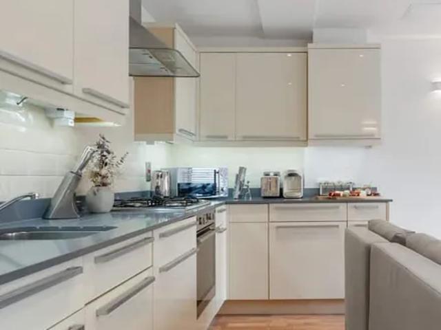 London, E14 8LW, United Kingdom | 1 bed apartment for rent #131356966 | Rentberry