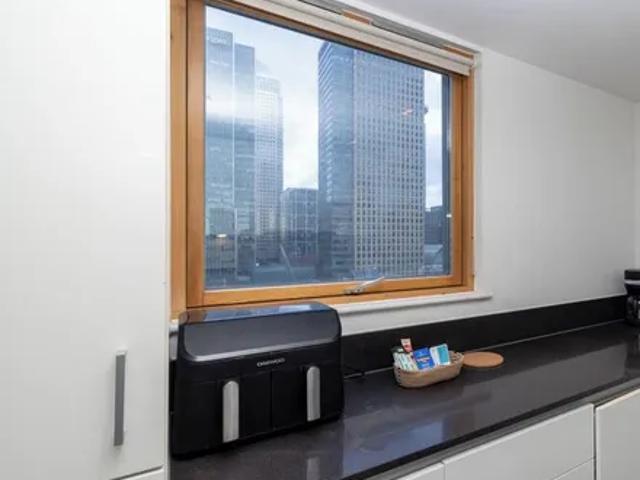 London, E14 9AJ, United Kingdom | 2 bed apartment for rent #168040225 | Rentberry