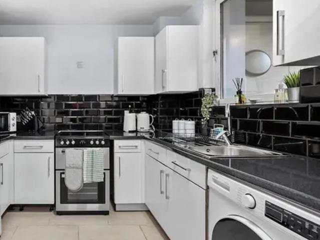 London, E14 9DE, United Kingdom | 2 bed apartment for rent #167307099 | Rentberry