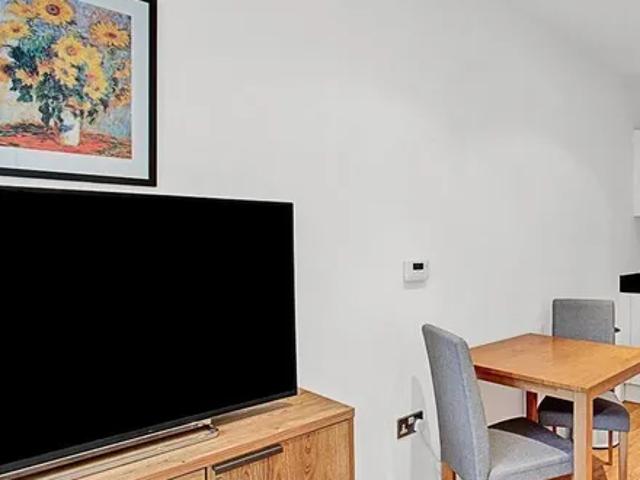 London, E14 9JH, United Kingdom | 1 bed apartment for rent #121446877 | Rentberry
