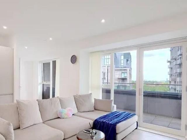 London, E16 1XH, United Kingdom | 3 bed apartment for rent #167306256 | Rentberry