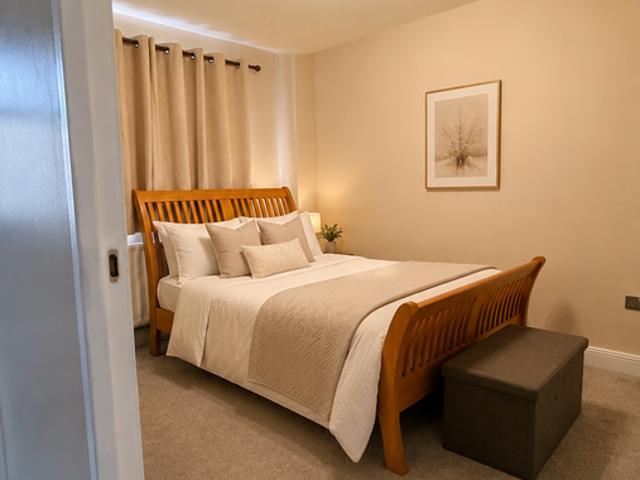London E16, 1 bed lodge to rent, £1,000 pcm | PrimeLocation