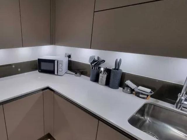 London, E16 2UF, United Kingdom | 3 bed apartment for rent #97290990 | Rentberry