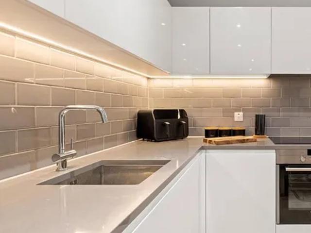 London, E16 2YY, United Kingdom | 3 bed apartment for rent #165052150 | Rentberry