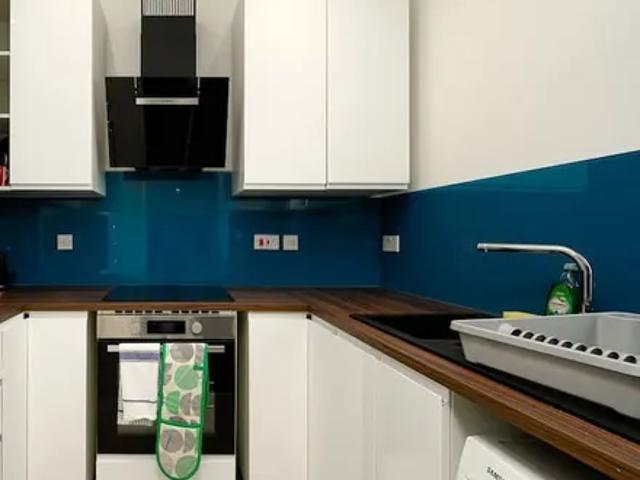 London, E16 3GZ, United Kingdom | 2 bed apartment for rent #164718101 | Rentberry