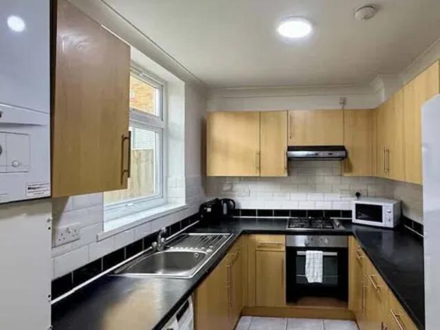 London, E10 5NA, United Kingdom | Studio house for rent #167062431 | Rentberry