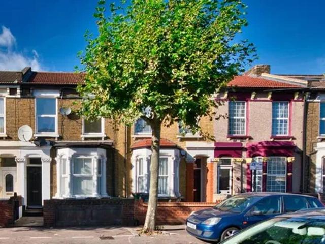 London, E10 5QQ, United Kingdom | 2 bed apartment for rent #165871480 | Rentberry