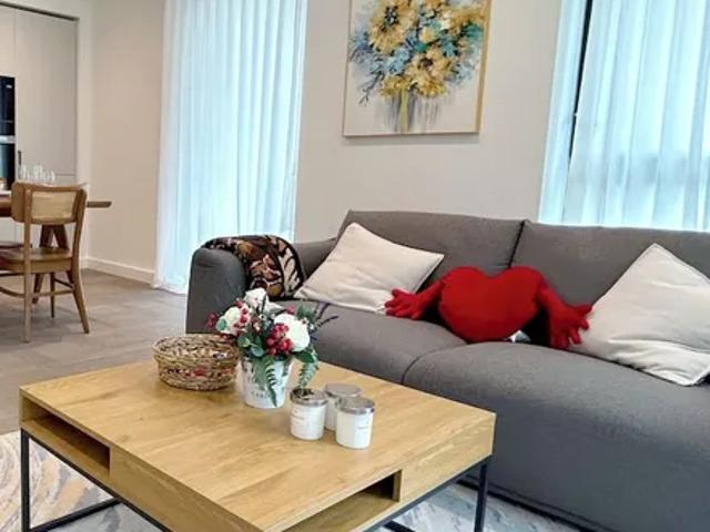 London, E1W 2AA, United Kingdom | 2 bed apartment for rent #154362434 | Rentberry