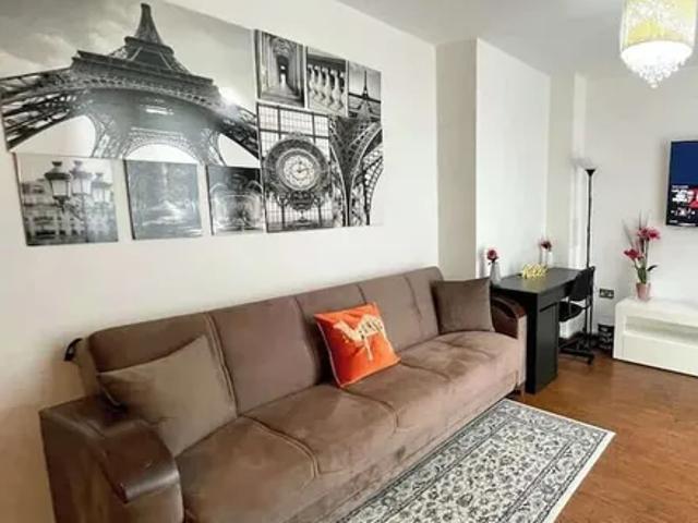 London, E20 1DY, United Kingdom | 3 bed house for rent #167065027 | Rentberry