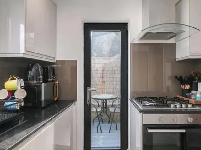 London, E2 6DG, United Kingdom | 1 bed condo for rent #154372849 | Rentberry