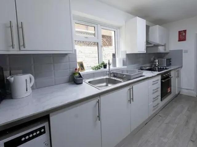 London, E3 4JL, United Kingdom | 4 bed house for rent #167298071 | Rentberry
