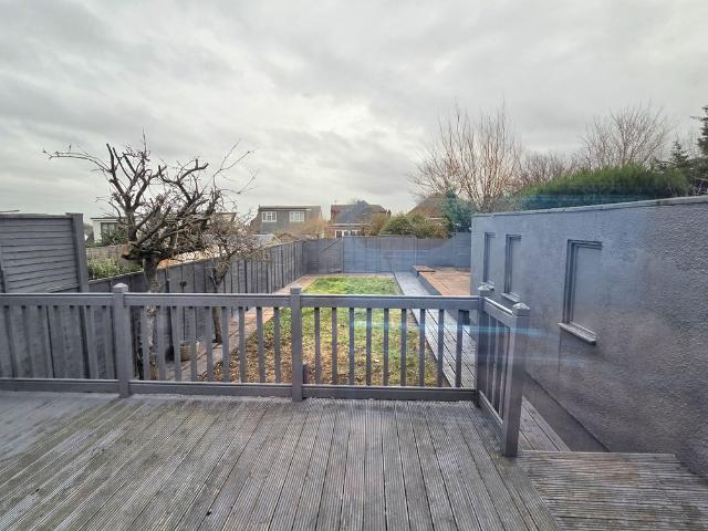 London EN5, 4 bed semi detached house to rent, £3,450 pcm | PrimeLocation