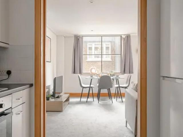 London, EC4A 1LR, United Kingdom | 2 bed apartment for rent #117792220 | Rentberry