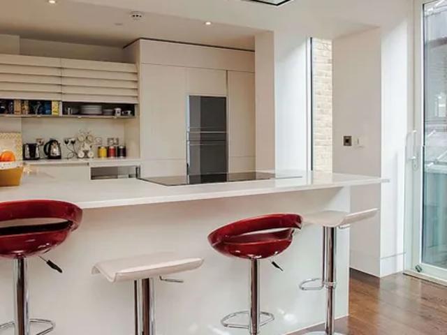 London, EC4M 9DN, United Kingdom | 2 bed apartment for rent #97071065 | Rentberry