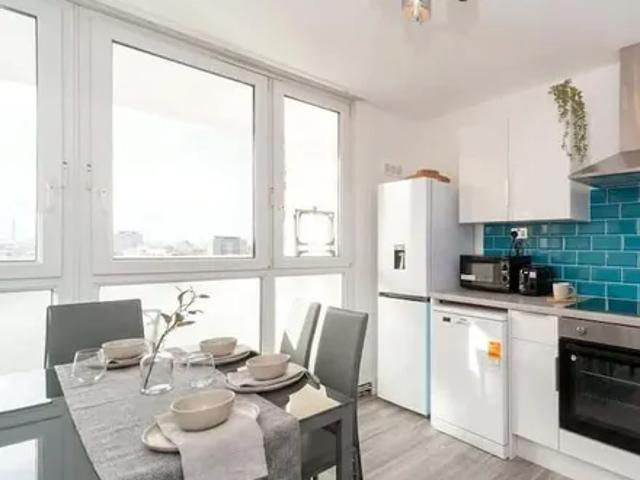 London, EC1V 9ET, United Kingdom | 3 bed apartment for rent #113982766 | Rentberry