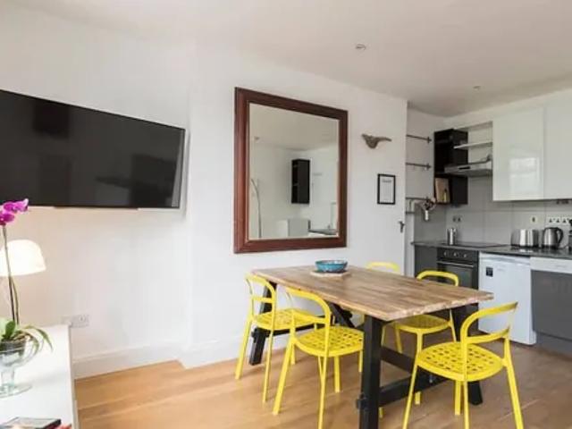 London, EC1V 1LJ, United Kingdom | 3 bed apartment for rent #167298814 | Rentberry