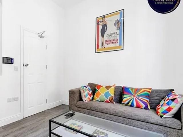 London, EC2A 3AY, United Kingdom | 2 bed apartment for rent #117785175 | Rentberry