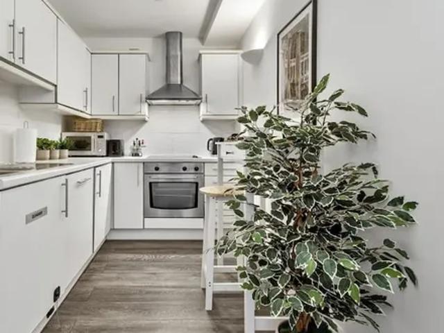 London, EC2M 4NR, United Kingdom | 2 bed apartment for rent #163717469 | Rentberry