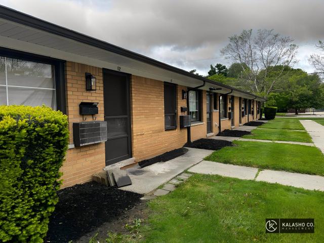 LONDON FALLS, LLC MT CLEMENS APARTMENTS