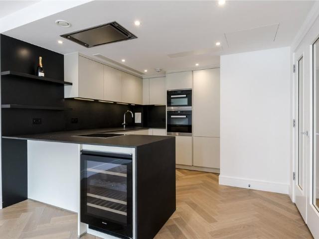 London House, 100 New Kings Road, London 2 bed flat to rent £3,600 pcm £831 pw
