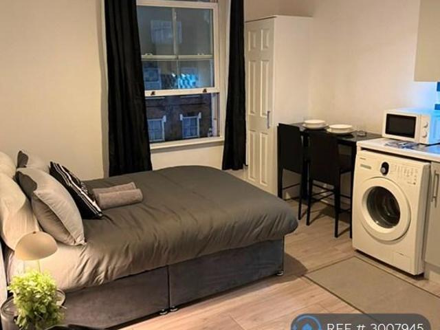 London, London, N4 Studio to rent £1,525 pcm £352 pw