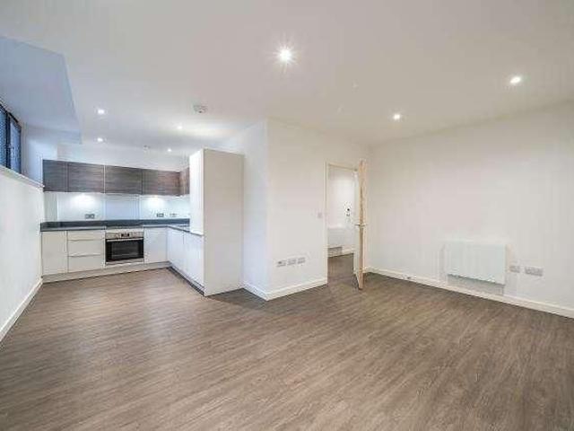 London, London, N20