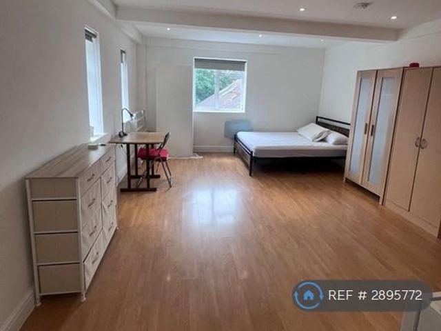 London, London, NW4 Studio to rent £1,150 pcm £265 pw