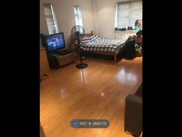 London, London NW4, Studio to rent, £1,150 pcm | PrimeLocation