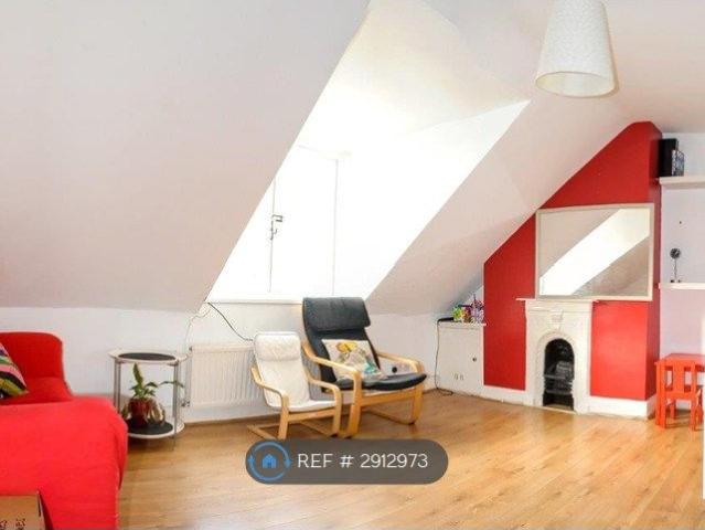 London, London E5, 2 bed flat to rent, £2,155 pcm | PrimeLocation