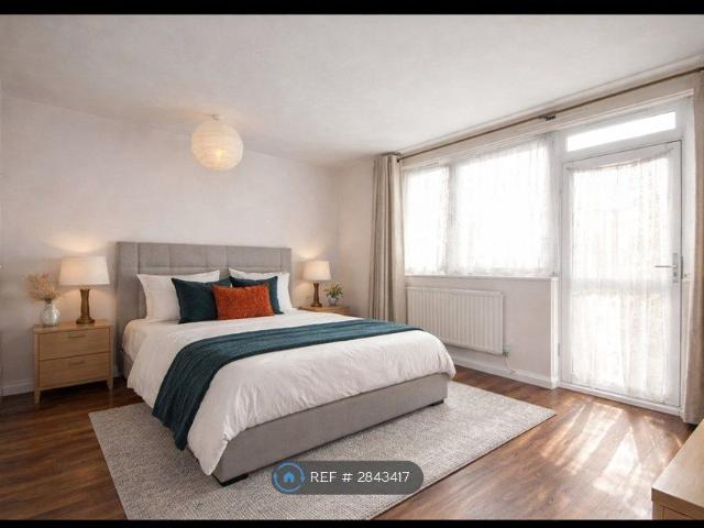London, London E14, Studio to rent, £1,550 pcm | PrimeLocation