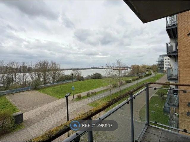 London, London SE28, 2 bed flat to rent, £3,000 pcm | PrimeLocation