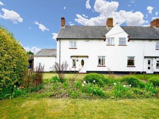 London Lane, Great Paxton, 3 Bedroom Semi detached