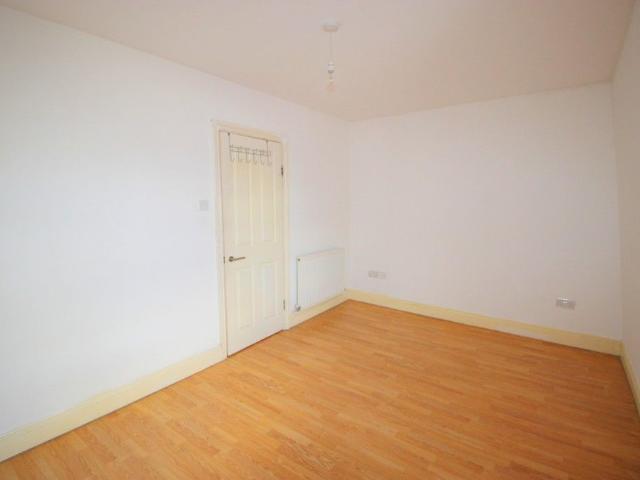 London, Limehouse E14, 1 bed flat to rent, £1,800 pcm | PrimeLocation