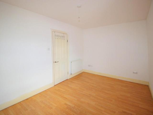 LONDON, Limehouse, E14 1 bed flat to rent £1,800 pcm £415 pw