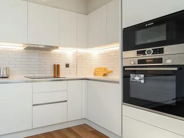 London, N17 9ZS, United Kingdom | 3 bed apartment for rent #167290997 | Rentberry