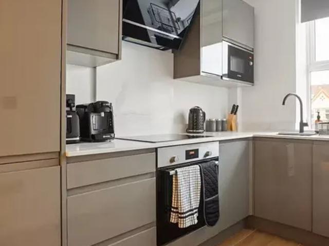 London, N12 8NG, United Kingdom | 2 bed apartment for rent #164778328 | Rentberry