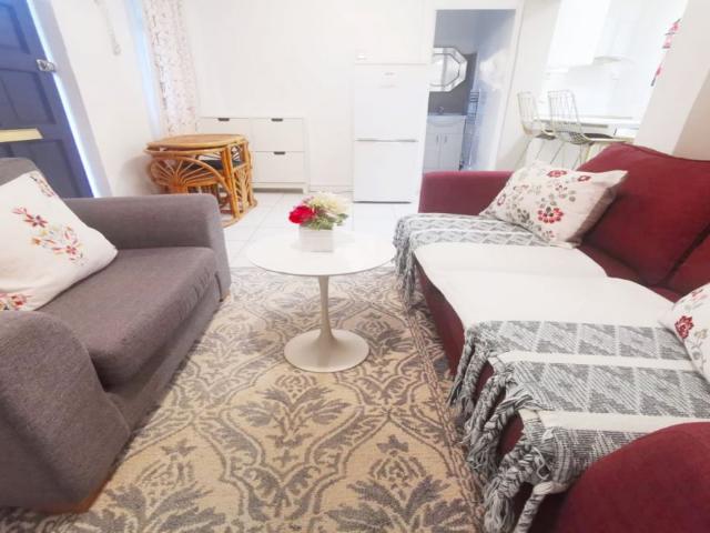 London N1, 2 bed flat to rent, £2,690 pcm | PrimeLocation