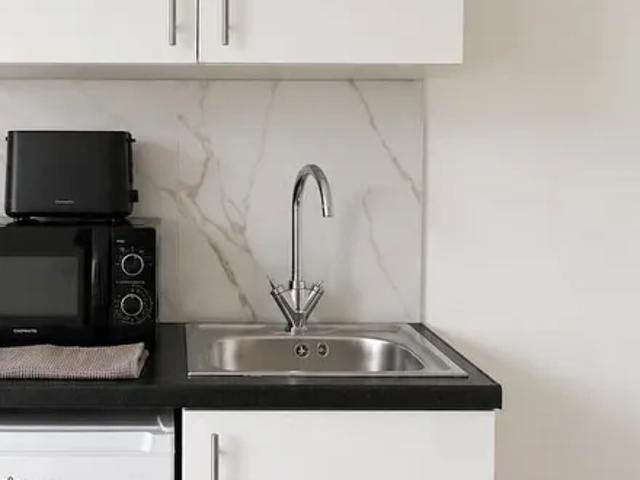 London, N22 8JR, United Kingdom | 6 bed apartment for rent #167303193 | Rentberry
