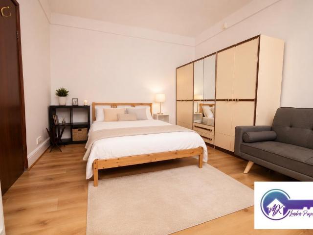 London N2 Studio to rent £1,148 pcm £265 pw