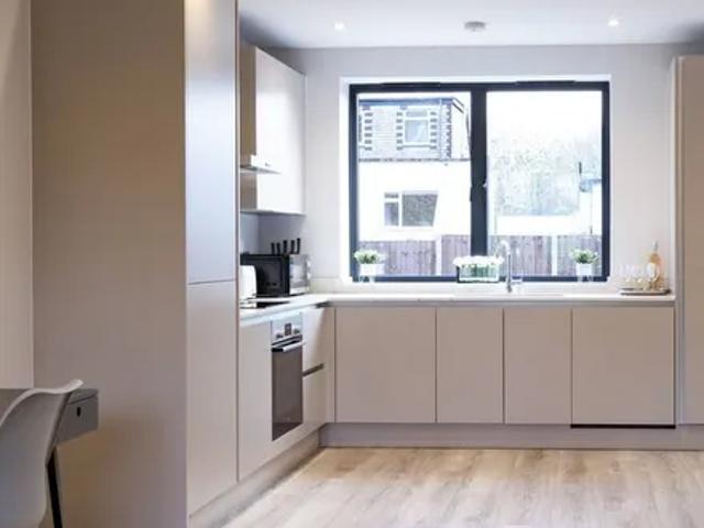 London, NW4 2AE, United Kingdom | 3 bed house for rent #116831135 | Rentberry