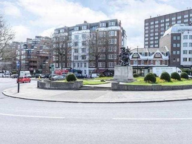 London NW8 1 bed apartment to rent £2,604 pcm £601 pw