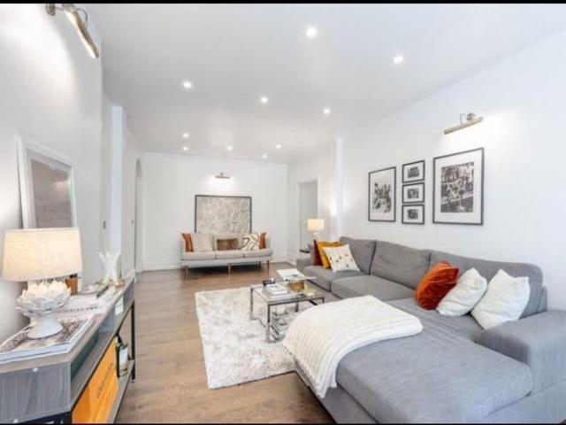 London NW8 2 bed flat to rent £4,000 pcm £923 pw